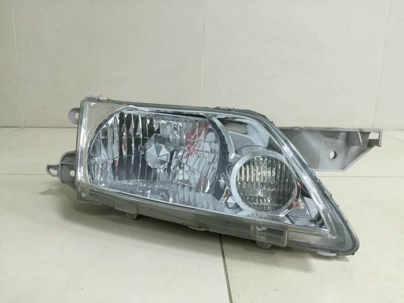 Фара правая Mazda Premacy CP 1999-2005 кат.номер: CB80510K0A
