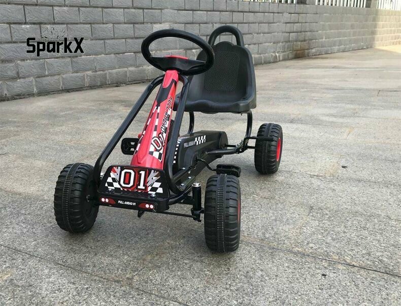 Детский четырёхколёсный картинг с педалями: сидячая модель для мальчиков и девочек безопасная и развивающая игрушка для активных малышей