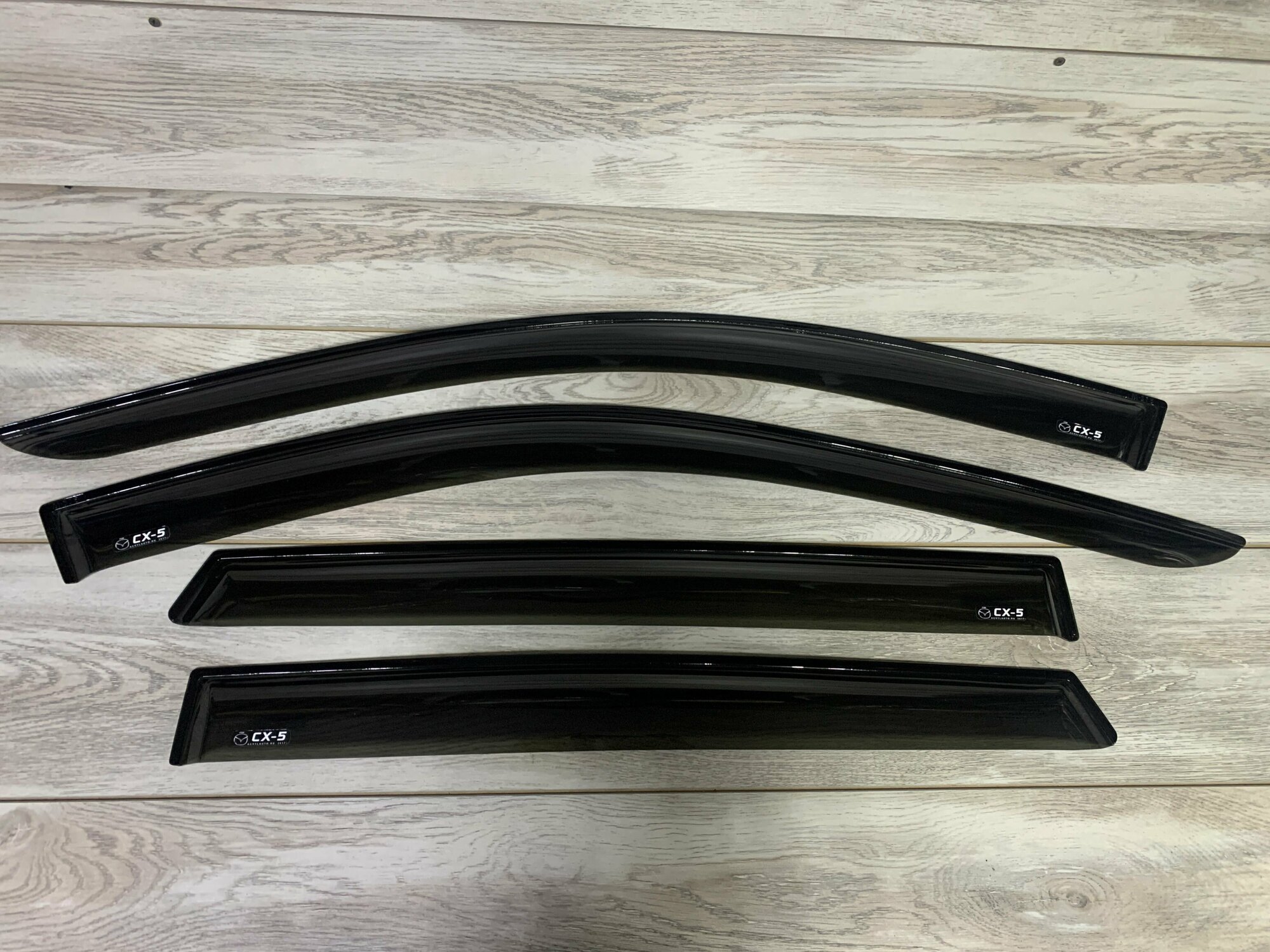 Дефлекторы (ветровики) окон на Mazda CX-5 2017-2022