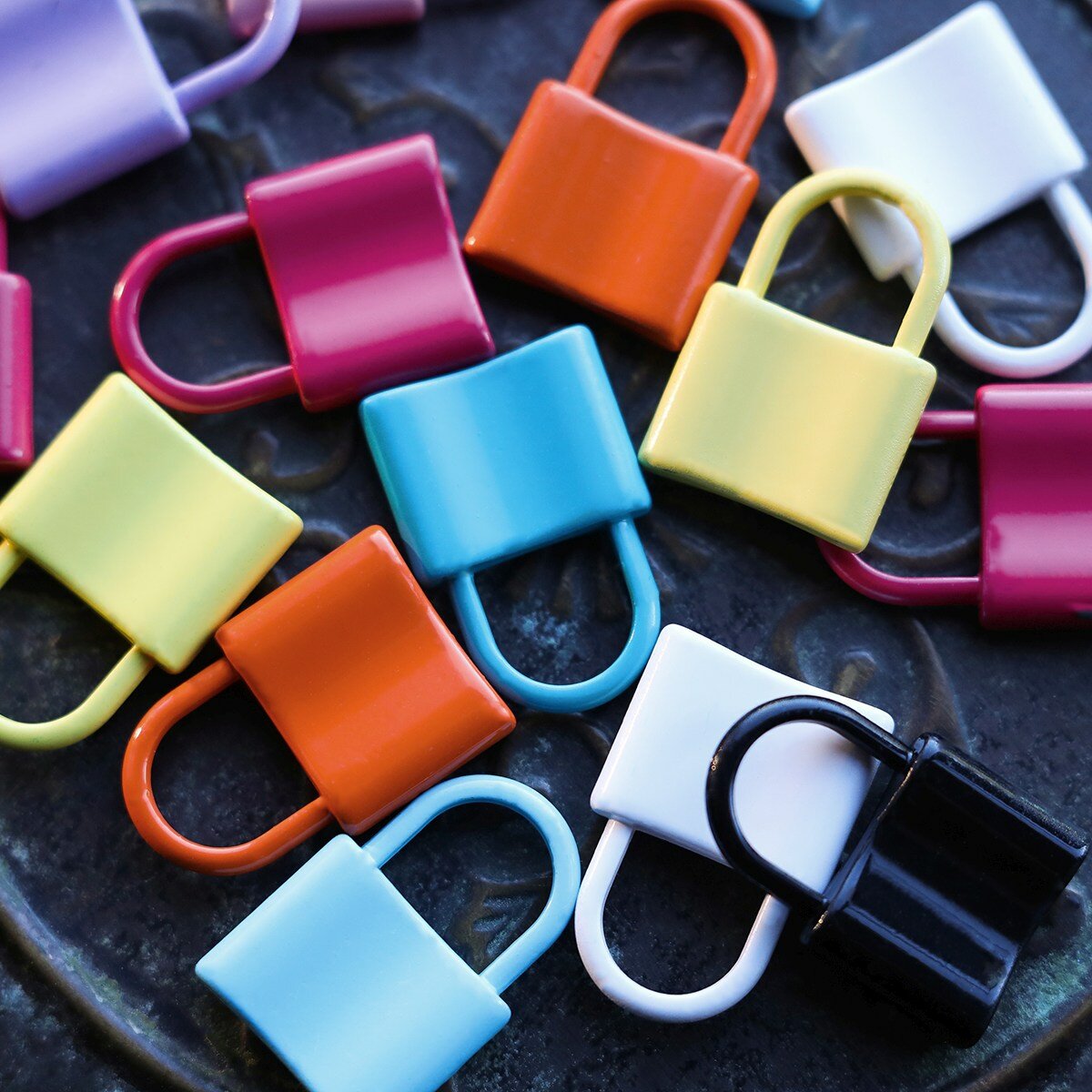 Кулон Подвеска металлическая 4 шт. для рукоделия / браслета / сережек, 23x15.5x4 мм, разные цвета в упаковке