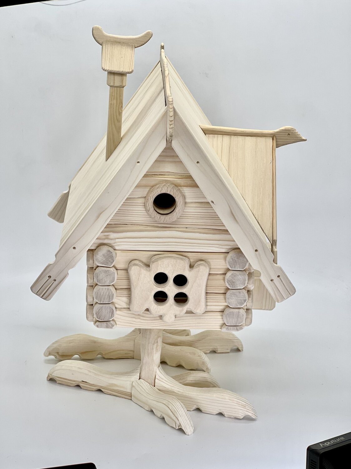 Шкатулка WoodFun Избушка на курьих ножках, деревянная, сувенирная, 38x25x25 см