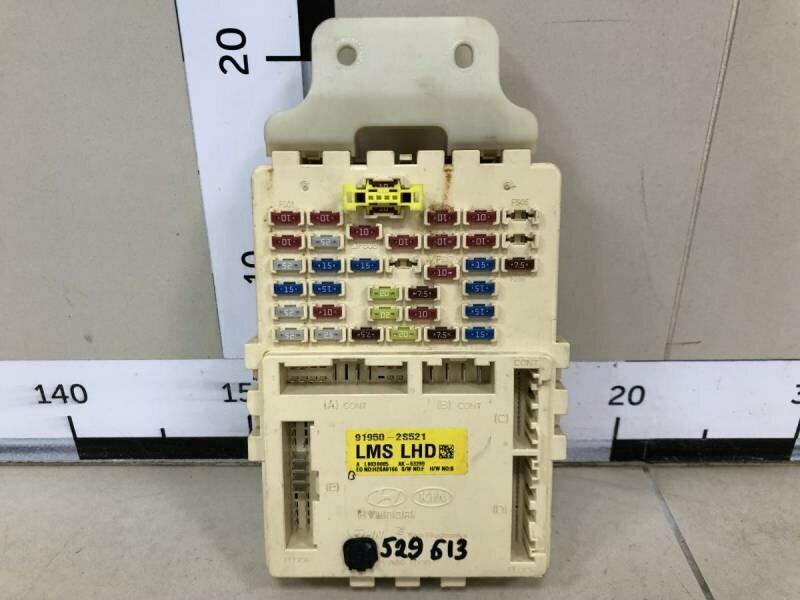 Блок предохранителей Hyundai ix35 LM 2010-2015 кат.номер: 919502S521