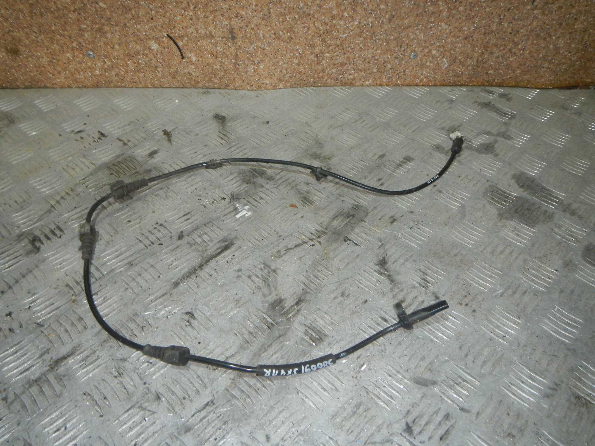 Б/У Датчик ABS передний правый, Suzuki (Сузуки)-SX4 (06-) SUZUKI SX4 (06-) Без видимых повреждений. 586691 SUZUKI арт. 5...