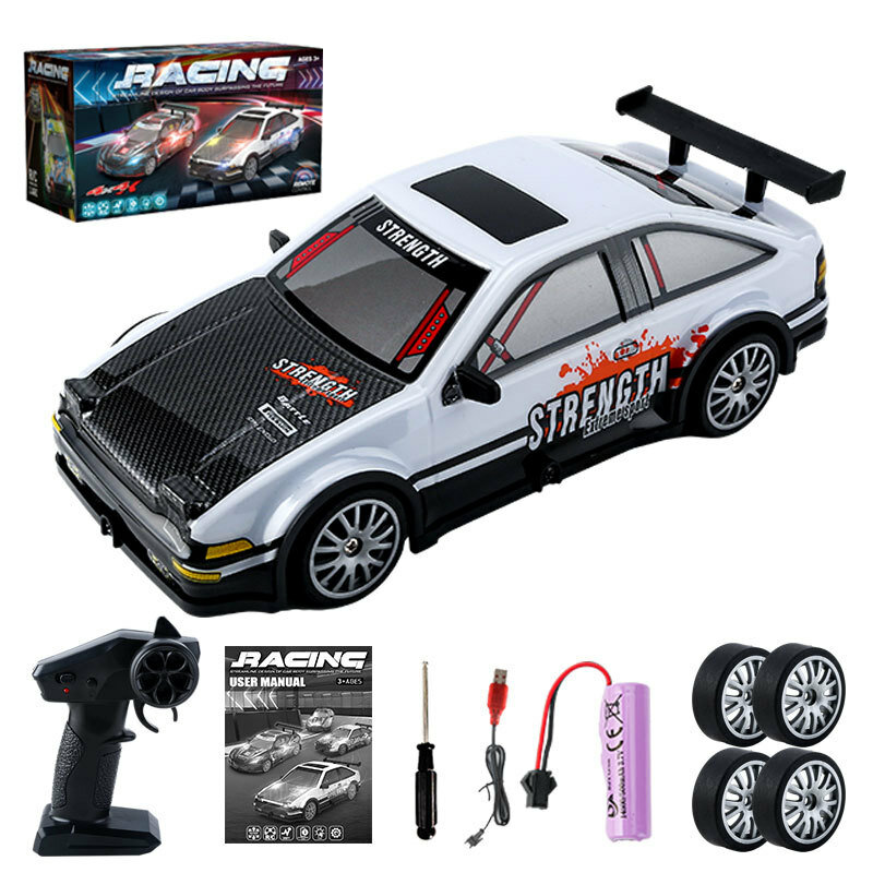 New four-wheel drive toy remote control racing car 1:20RC light racing AE86 GTR high speed drifting remote control car