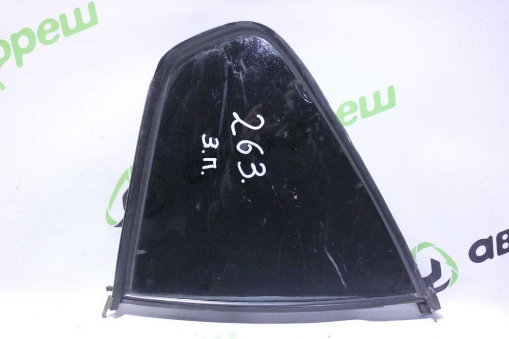 Стекло двери задней правой форточка BMW 3 1991-1998 51348122406