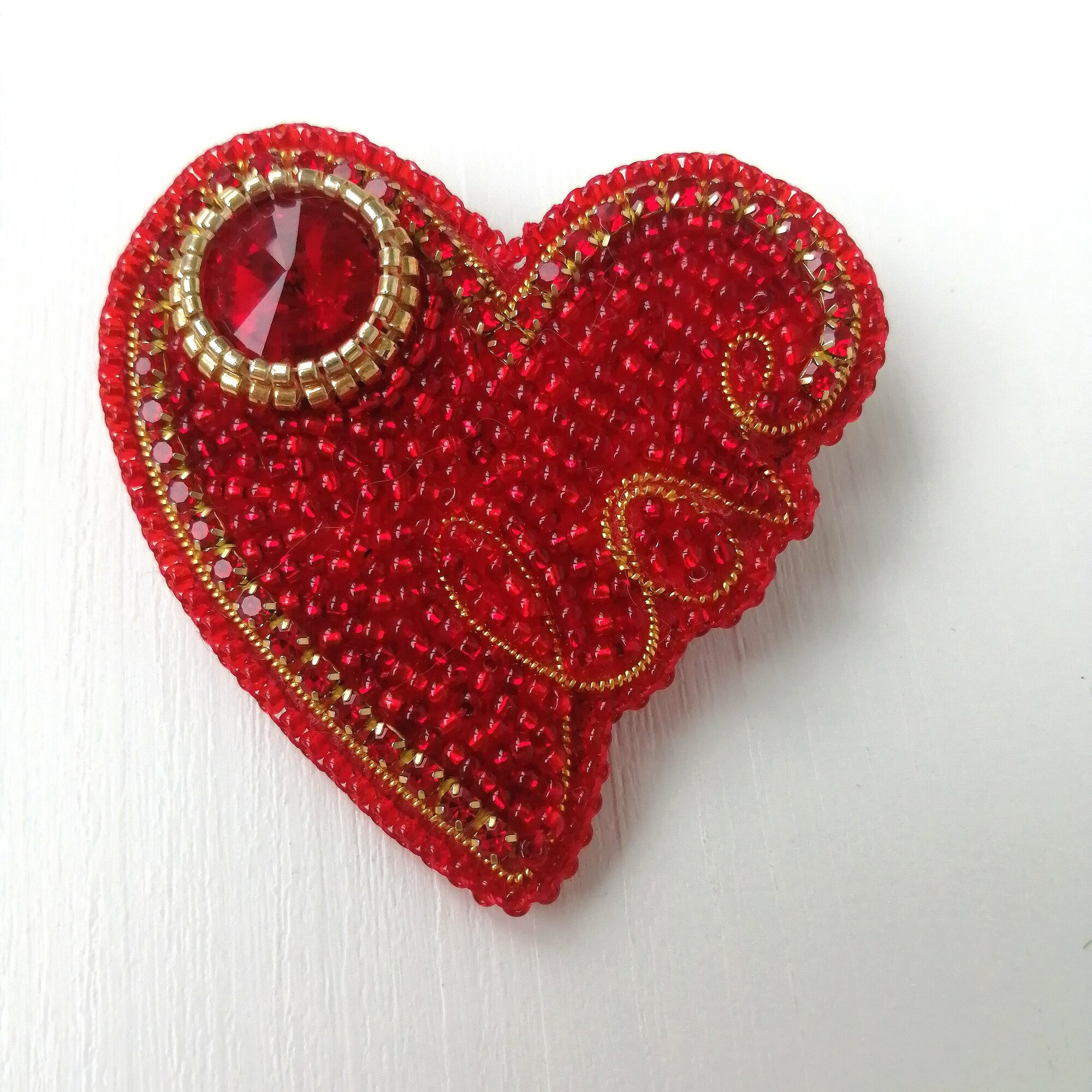 Брошь, стекло