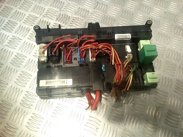 Блок предохранителей BMW X5 (E53) 61138384525 арт. 405465