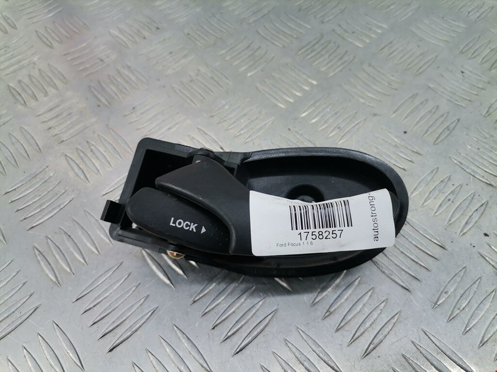 Ручка двери внутренняя задняя левая Ford Focus 1 XS41A22601AK арт. 1758257