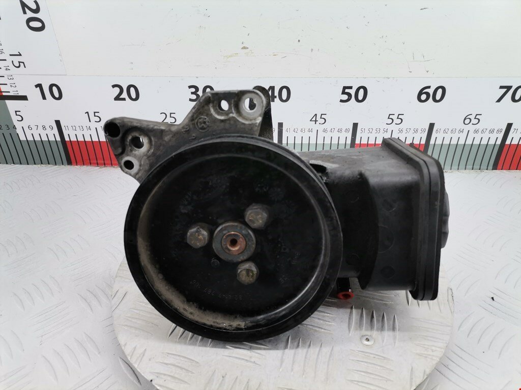 Насос гидроусилителя руля (ГУР) BMW 7-Series (E65/E66) 32416759212 арт. 1710415