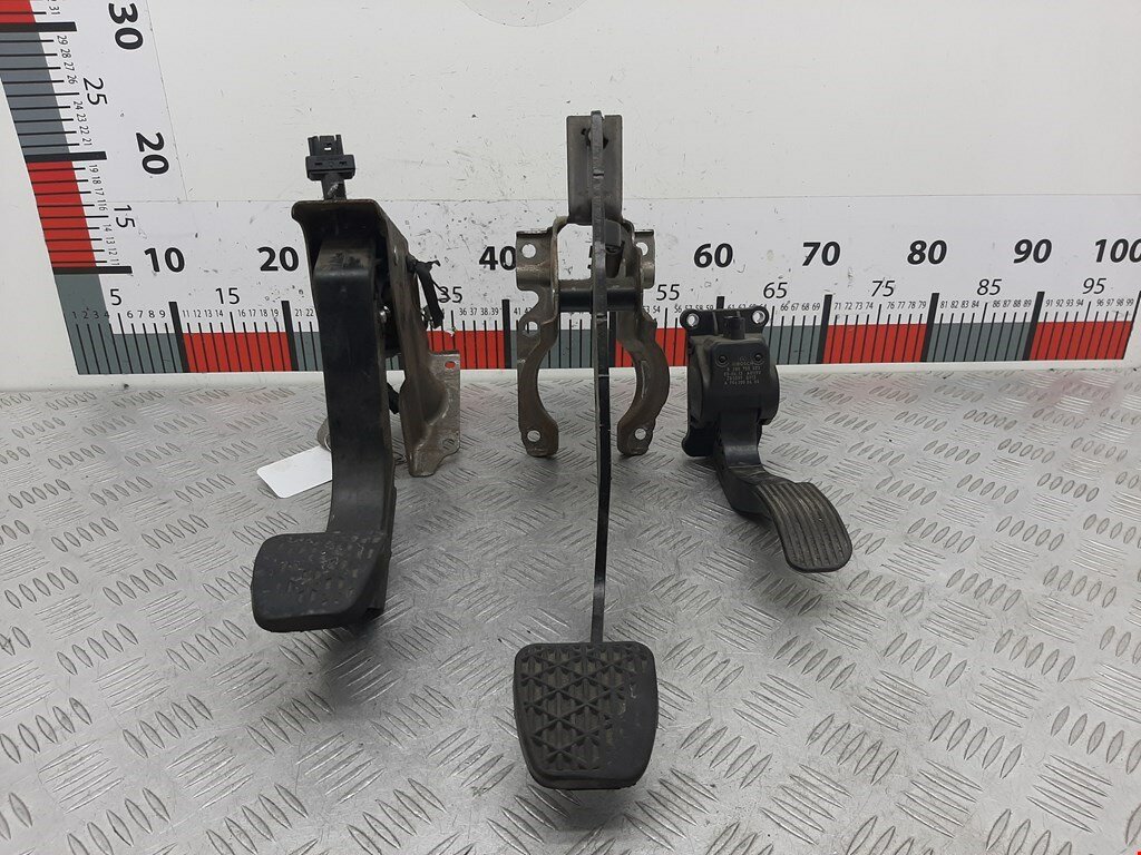 Педальный узел Mercedes Sprinter 2 (W906) A4473000100 арт. 2080689