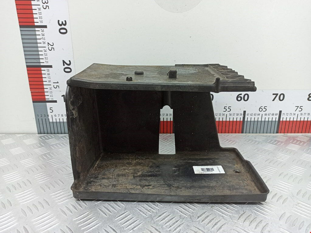 Крепление (корпус) аккумулятора Toyota Rav4 3 7441142020 арт. 1838826