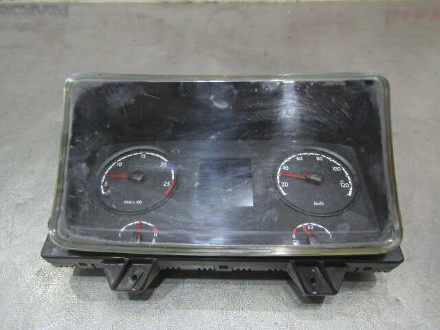 Панель приборов Scania P, R, G
