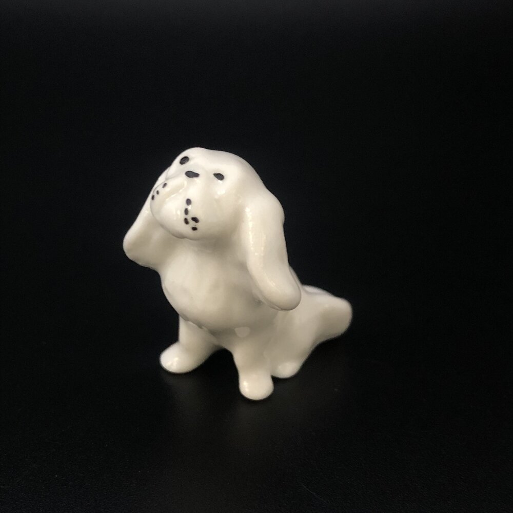 Статуэтка «Болонка», ЛФЗ, фарфор, СССР, 1970-е гг.