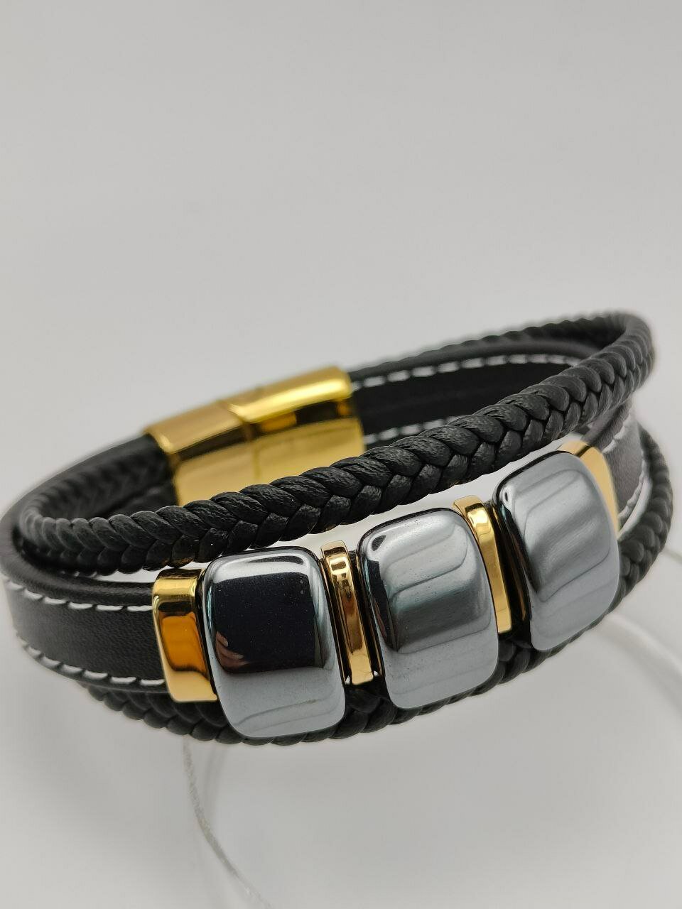 Жесткий браслет, металл