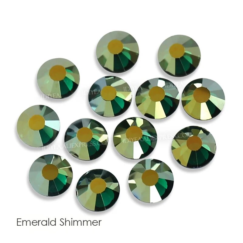Стразы Emerald Shimmer изумрудные