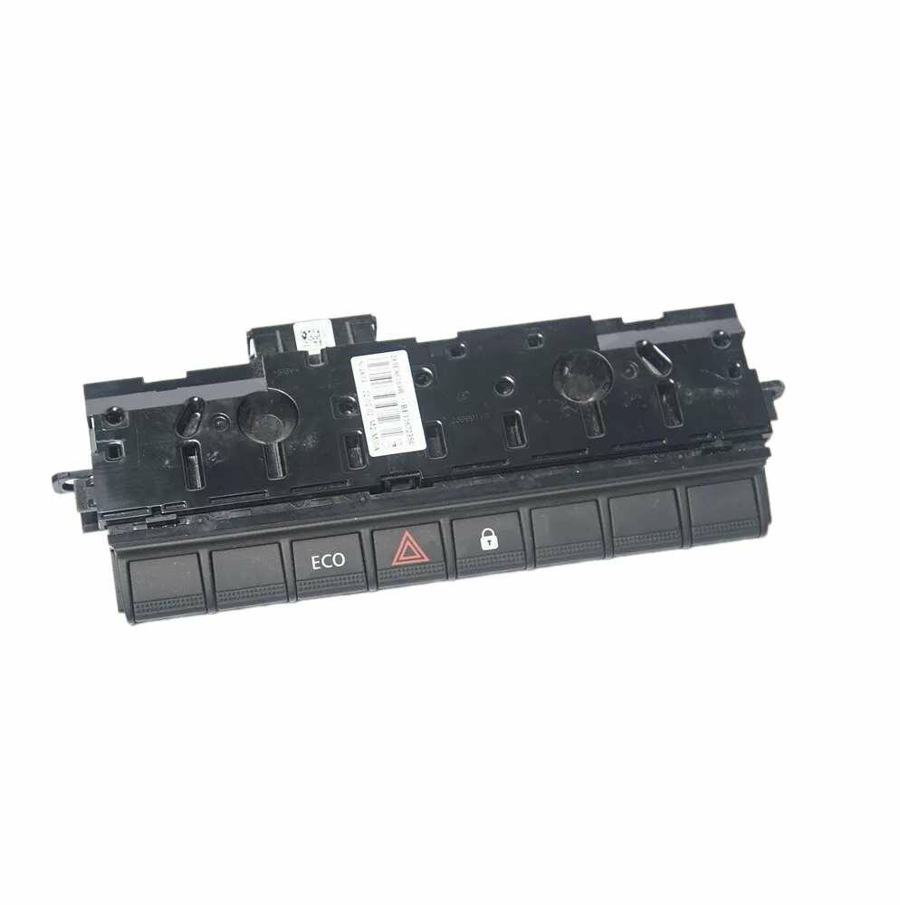 Блок управления дополнительными функциями салона Рено Дастер 2, Аркана