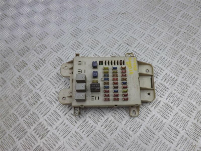 Б/У Блок предохранителей Chery Tiggo 1 T11 / Чери Тигго 1 T11 2.4 4G64S4M 129Л.С 2007