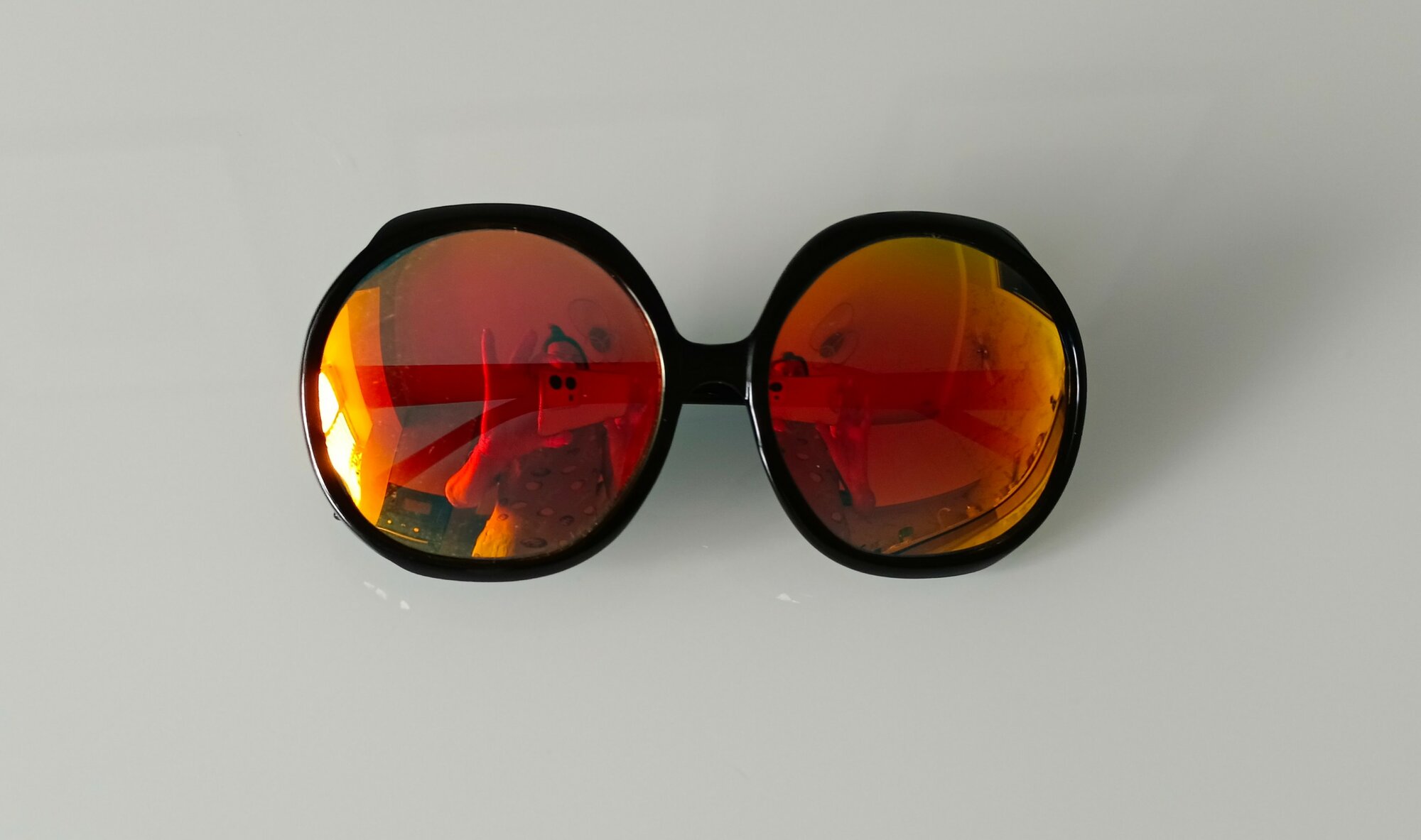 Солнцезащитные очки