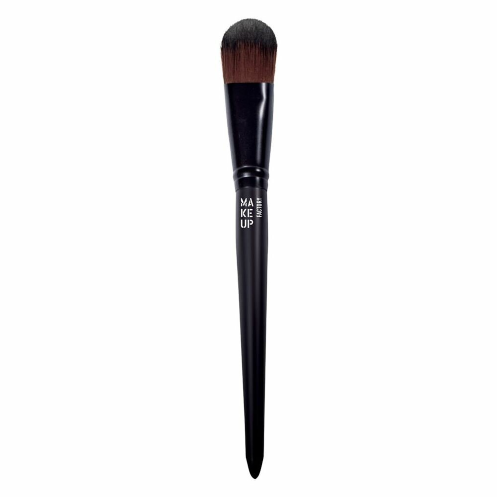 Кисть Make Up Factory Foundation Brush для тональной основы, 1 шт
