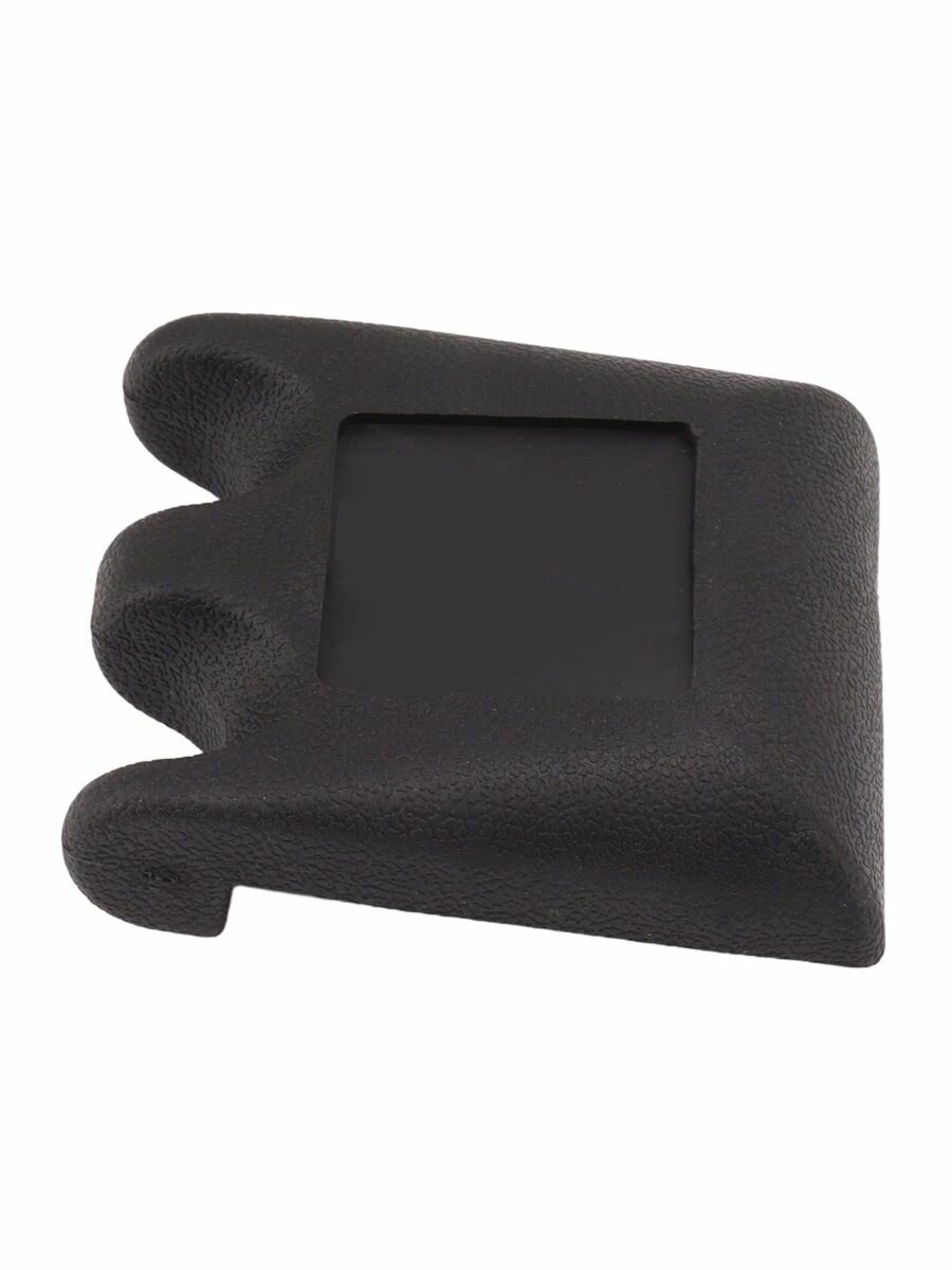 Небольшой портативный держатель для бильярдного кия. Прочное пластиковое основание, предотвращающее скольжение. Держатель для двух бильярдных киев.