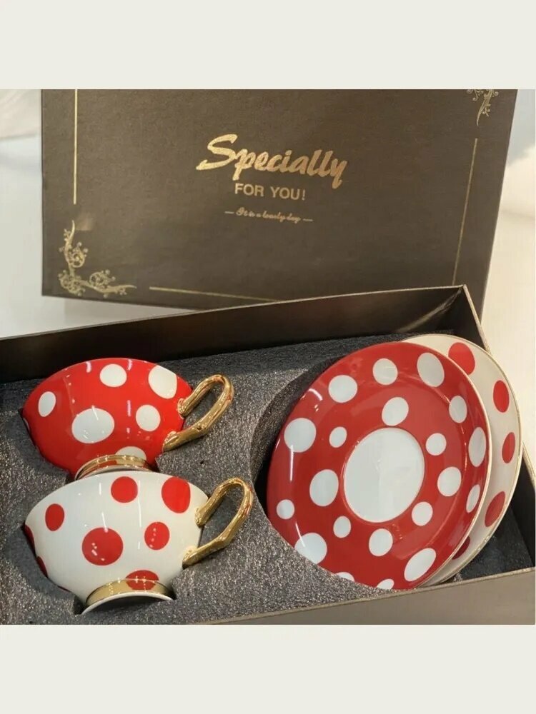 Чайная, кофейная пара "Набор из двух красно-белых дисков" 220 мл на 2 перс.