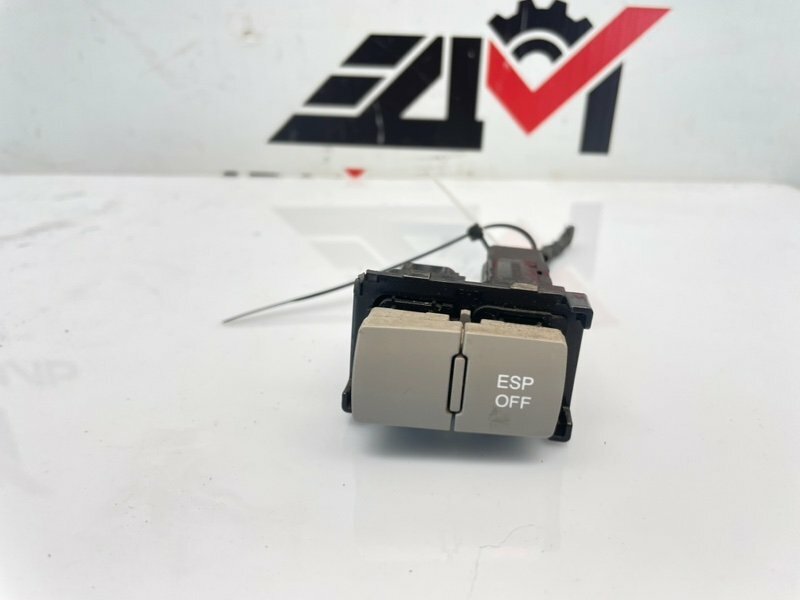 Б/У кнопка ESP Kia Ceed 2009 ED G4FC 65930 Hyundai-KIA арт. 933301H000ED