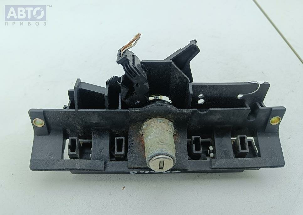 Личинка замка багажника Audi A4 B5 (1994-2001)