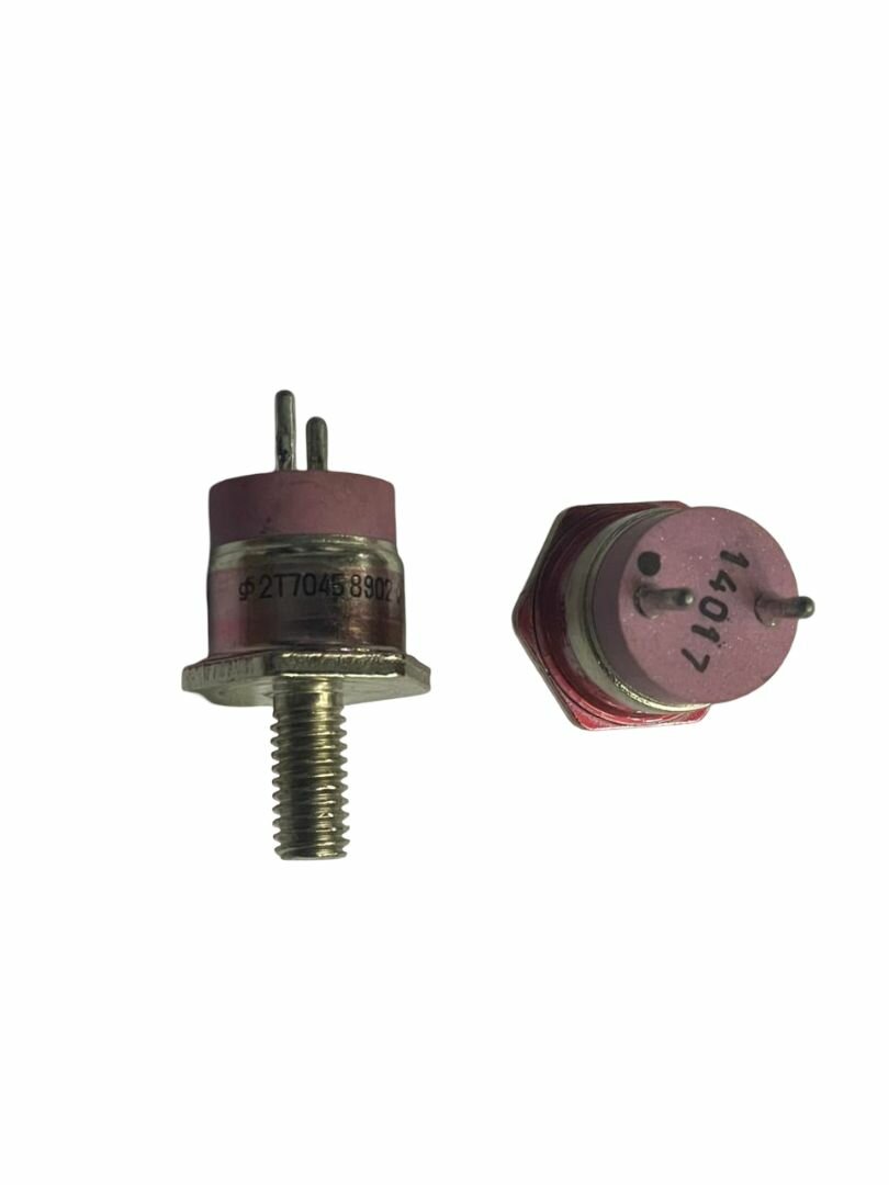 Транзистор 2Т704Б, корпус КТ-10, 1шт