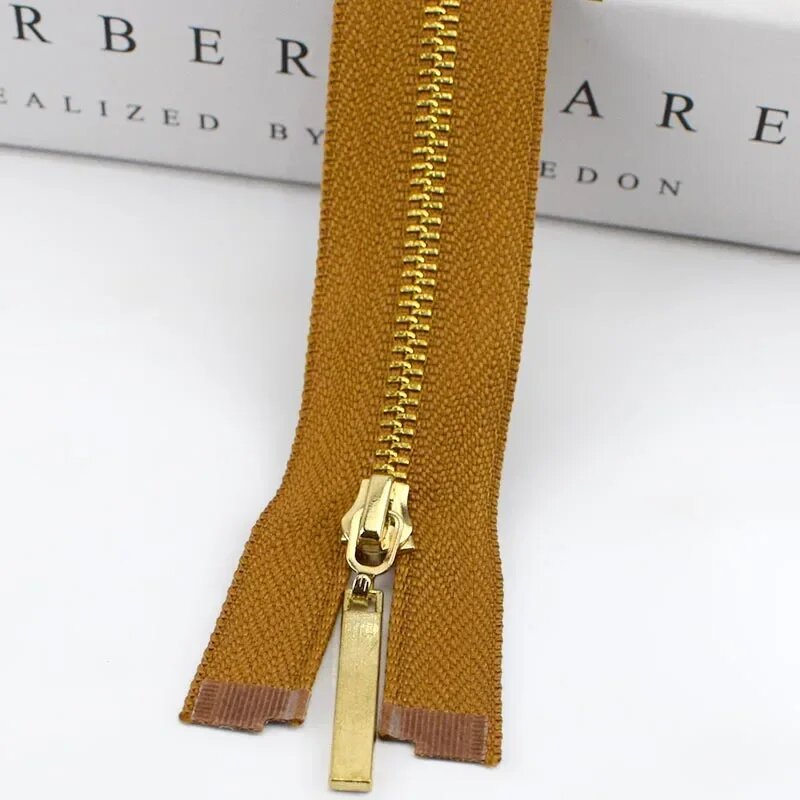 Молния металлическая BrownGold 15 см, закрытый конец