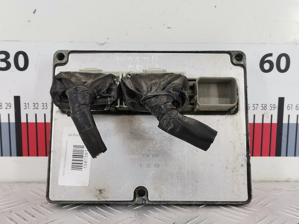 Блок управления двигателем Ford Focus 2 1364789 арт. 1587581