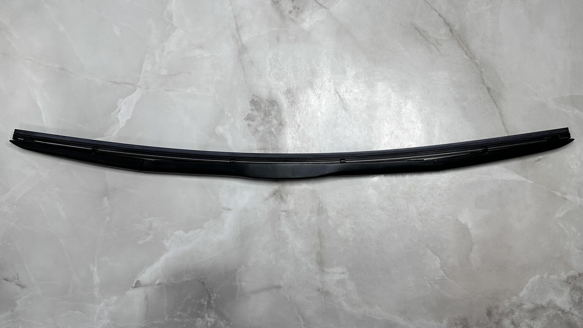 Щетка стеклоочистителя "TOYOTA" 570мм Wiper Blade левая (шт.)