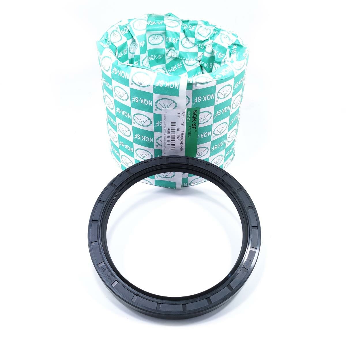 Манжетное уплотнение TC 135X165X15 NQK.SF (135x165x15)