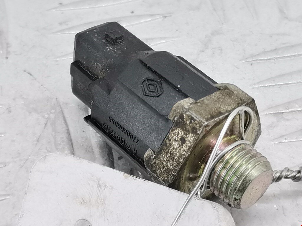 Датчик детонации Renault Megane 2 8200680689 арт. 1684821