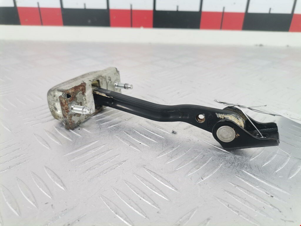Ограничитель открывания двери Ford Focus 2 1641573 арт. 1406163