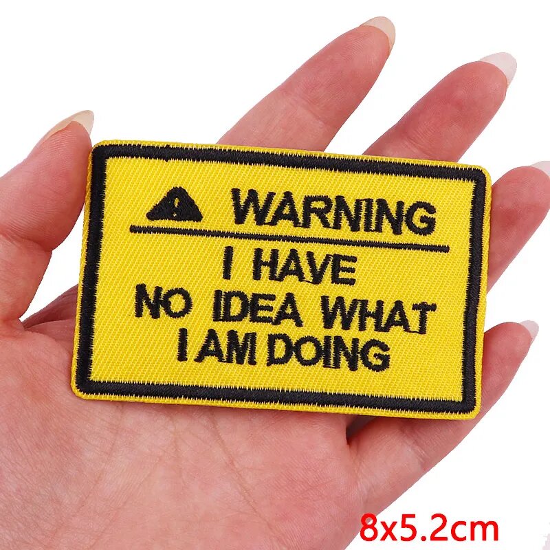 Нашивка "Warning: I Have No Idea" желтая, 8x5.2 см, PE9986CT