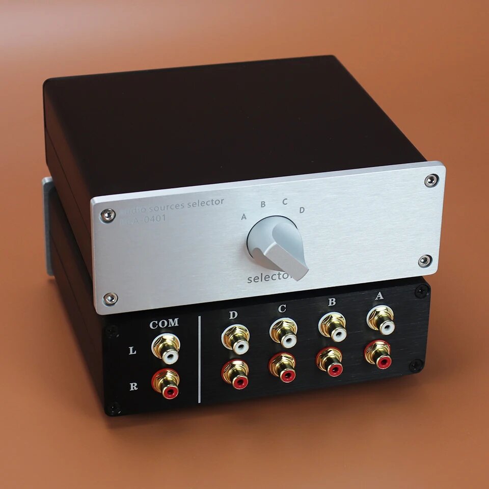 ERISU AUDIO RCA 4-1,3-3 аудиоразветвитель B 4-1