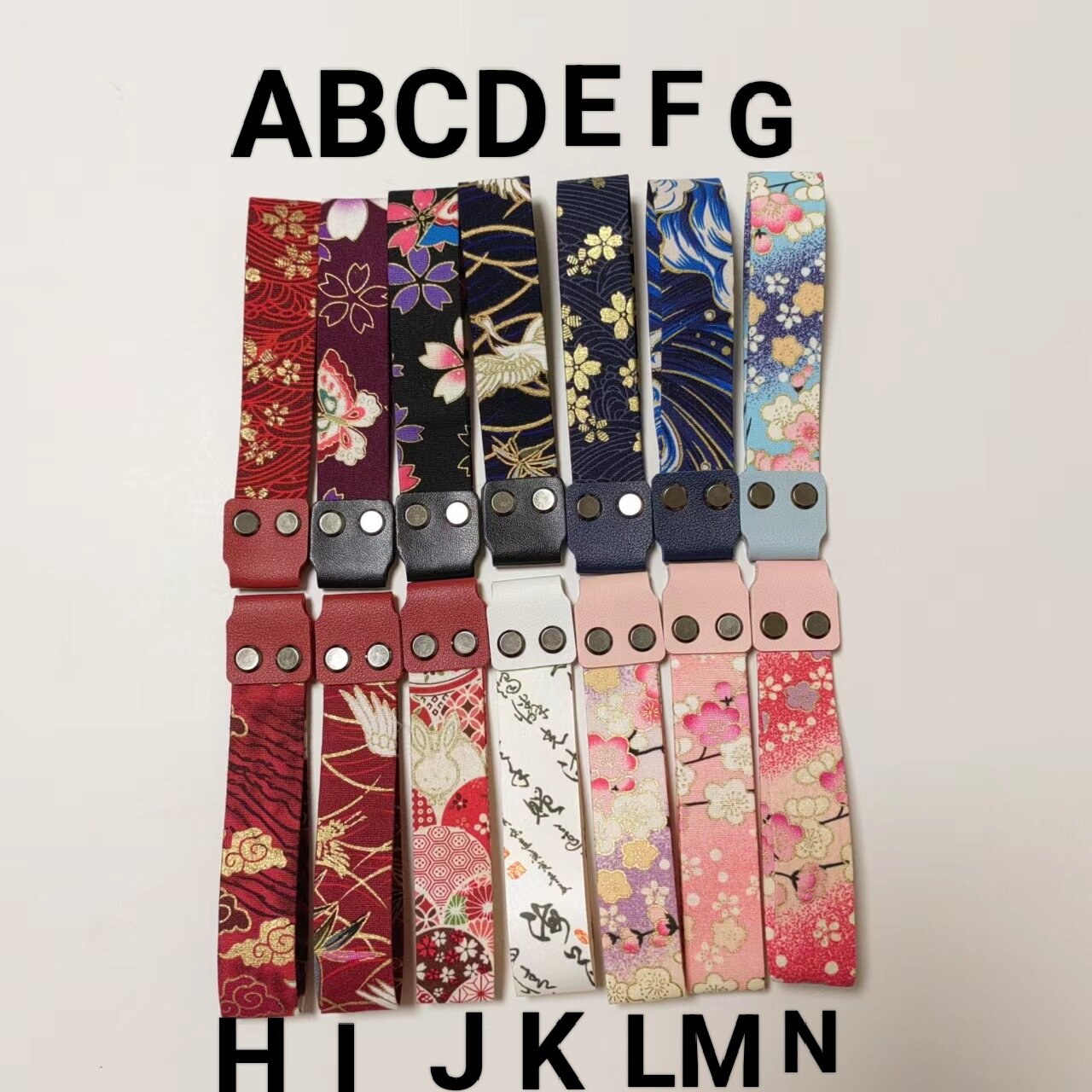 Клавиатура-серпантин, в стиле G, с кисточками