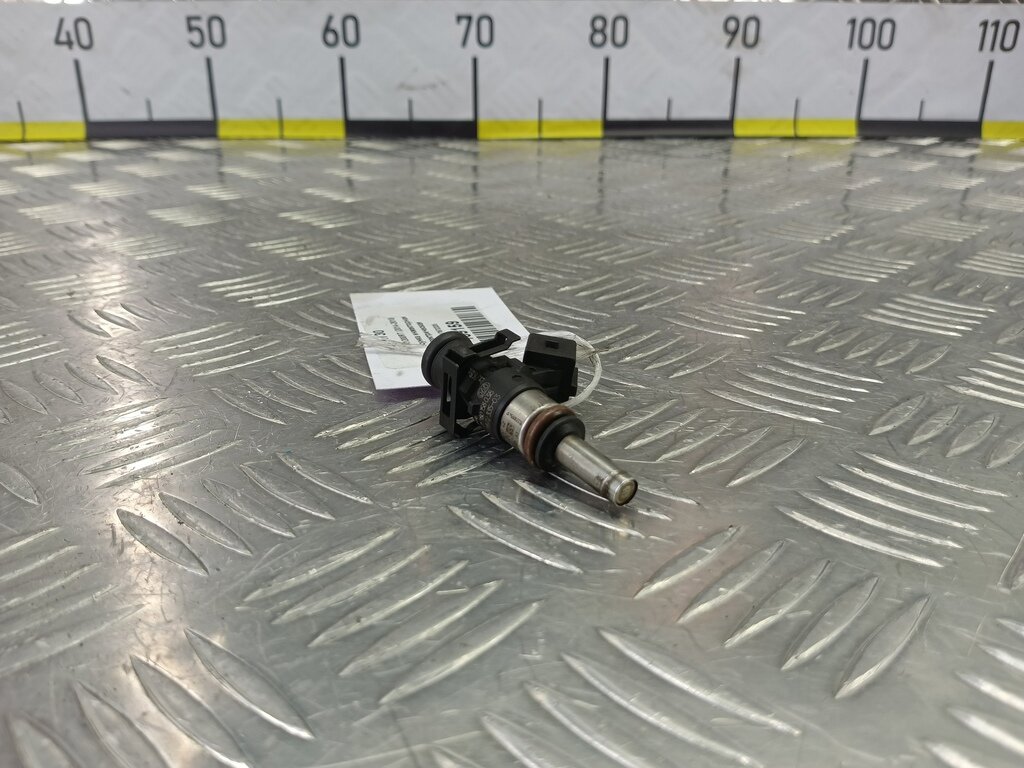 Форсунка инжекторная электрическая Б/У для BMW R1200RT (2014-2018) 13617672335