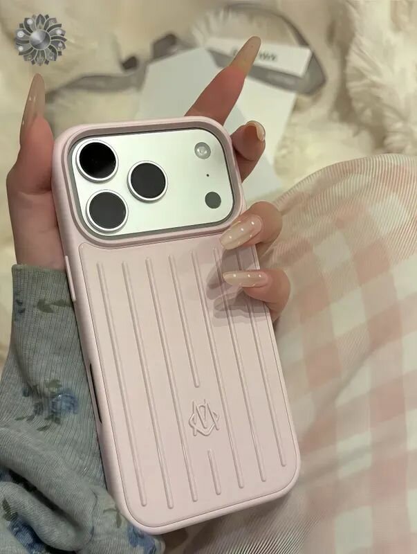 Чехол RIMOWA для iPhone 17 Pro Max 6.9" с MagSafe Ударопрочный поликарбонат + TPU Стильный ребристый дизайн Совместимость с беспроводной зарядкой