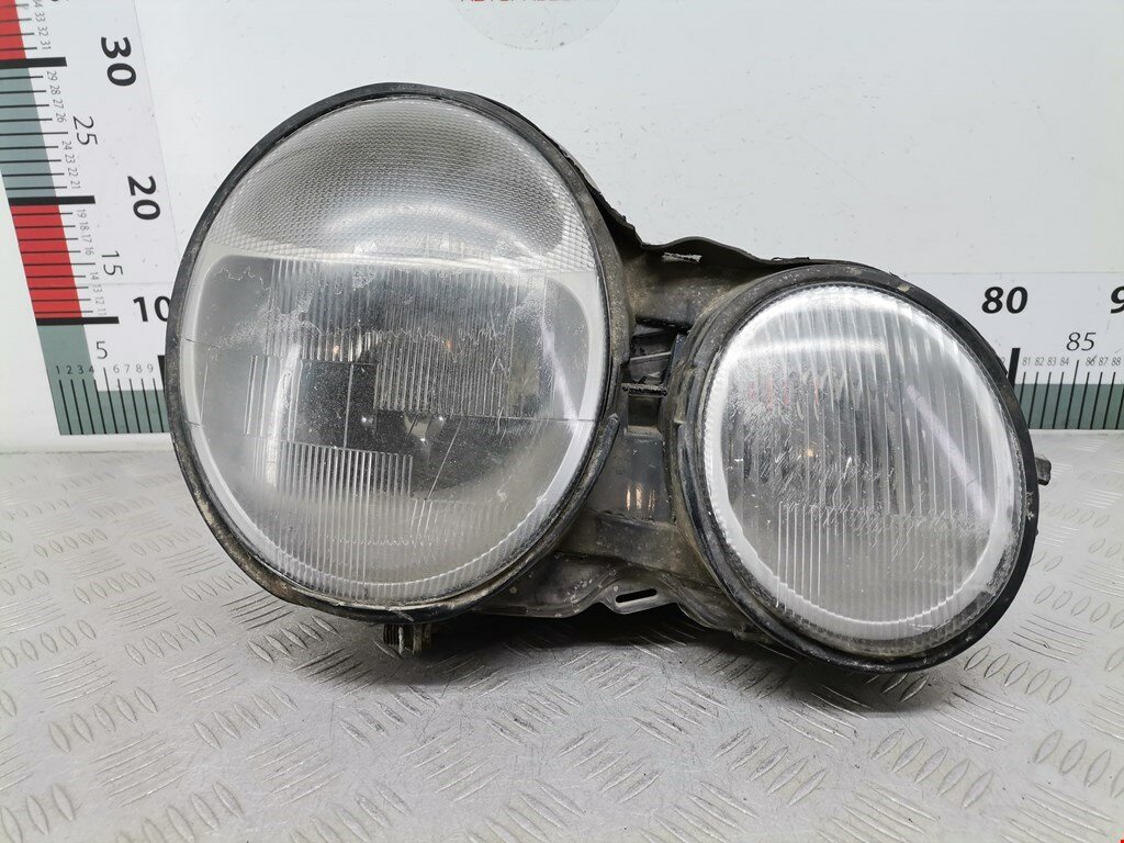 Фара правая Mercedes E-Class (W210) A2108203461 арт. 2201344