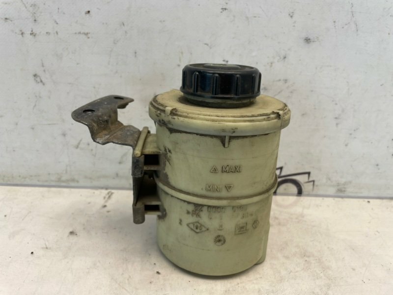 Б/У бачок гидроусилителя руля Renault Sandero 2011 BS1Y K7JA710 52595 RENAULT арт. 8200005185, 7700816919