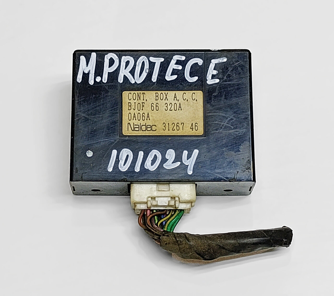 Блок управления круиз-контроля Mazda Protege BJ