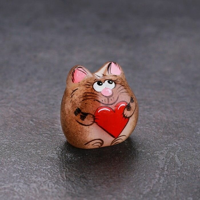 Сувенирная фигурка Sima-land "Котенок Веня", с сердечком, селенит, 3,5х3 см