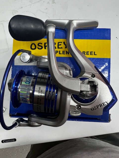 Катушка рыболовная 1000