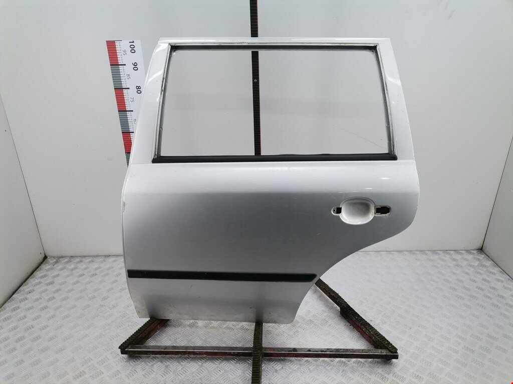 Дверь задняя левая Skoda Octavia 1U 1U9833055 арт. 2008461