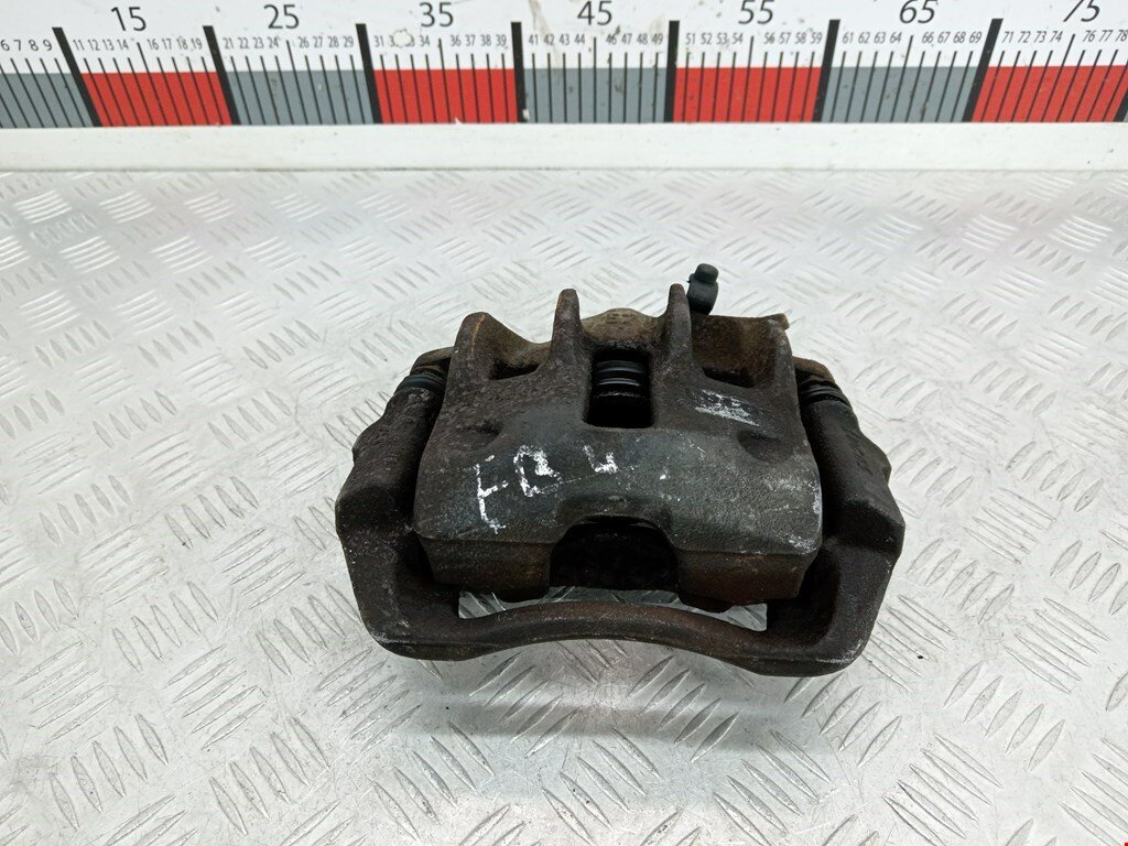 Суппорт передний левый Peugeot 607 4401H4 арт. 1911600