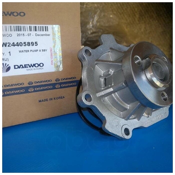 Насос водяной Daewoo 24405895