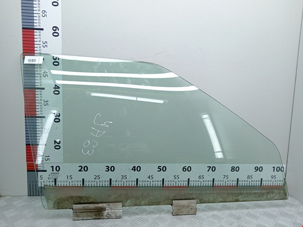Стекло двери передней правой Volvo 850 9151196 арт. 2056353