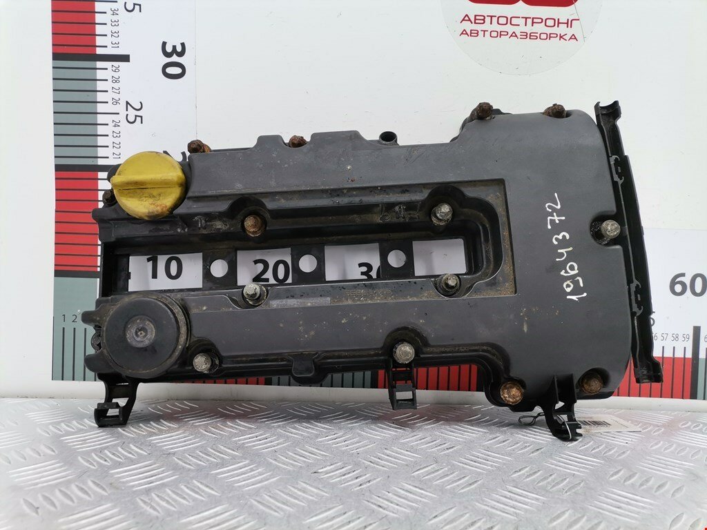Крышка клапанная Opel Corsa D 55561426 арт. 2036456