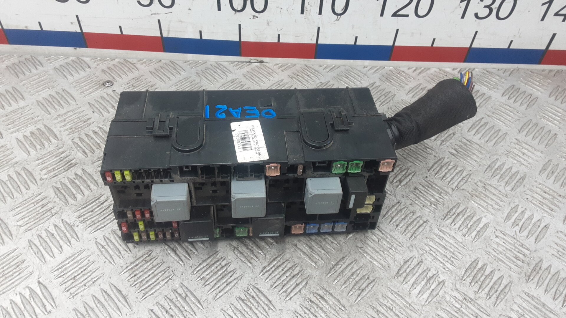 Блок предохранителей FORD TRANSIT 8, Номер s0288353